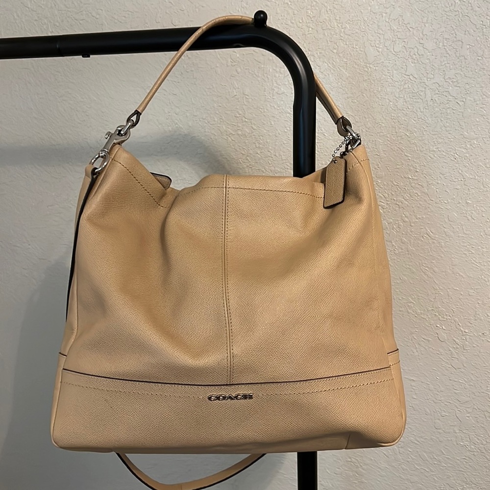 Coach Beige Bag - Gem